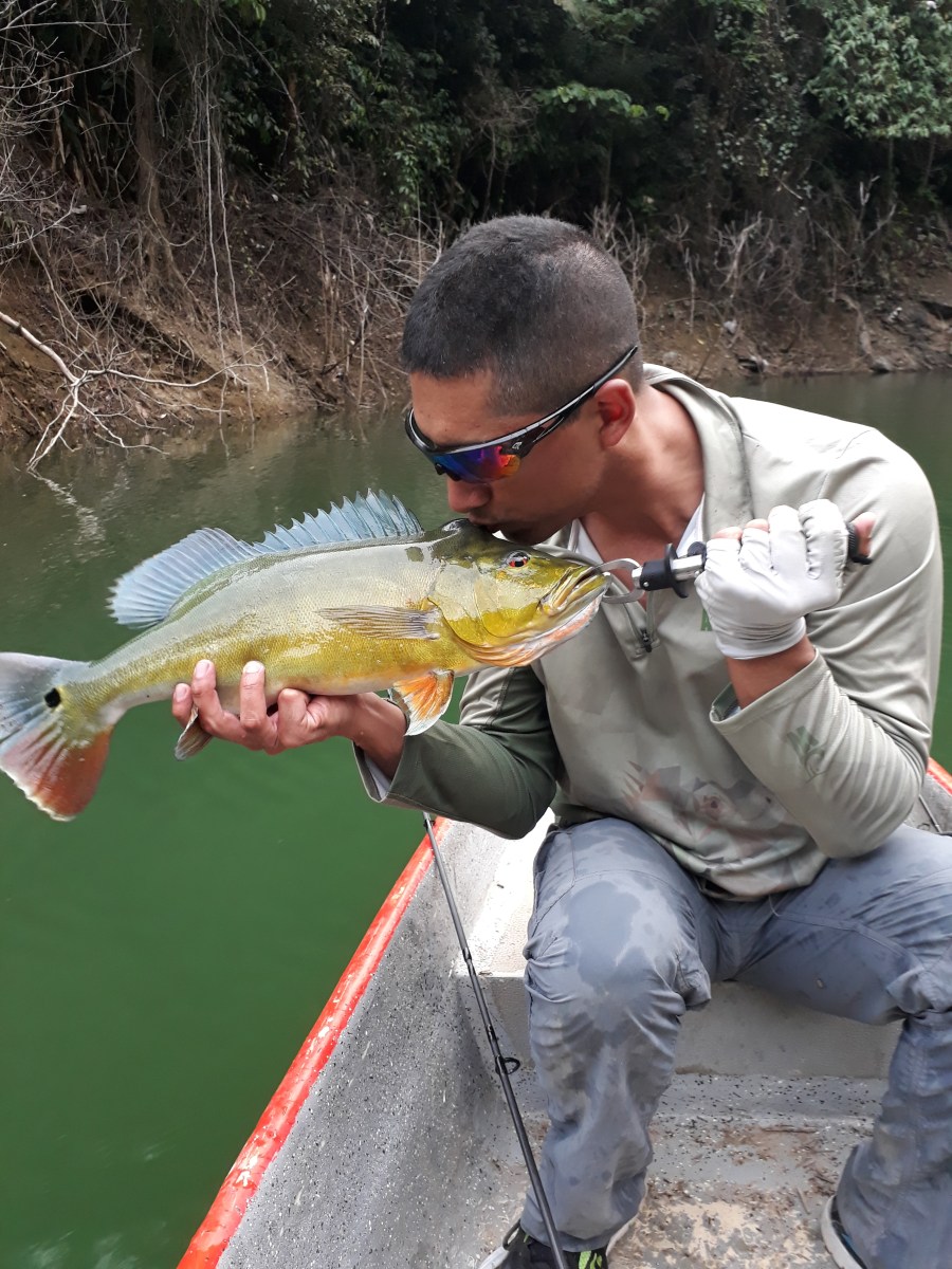 Pesca en el embalse de Amaní y el rio la miel – A Fishing Day